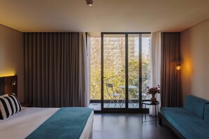 Estúdio premium | Frigobar, cofres nos quartos, individualmente decorados