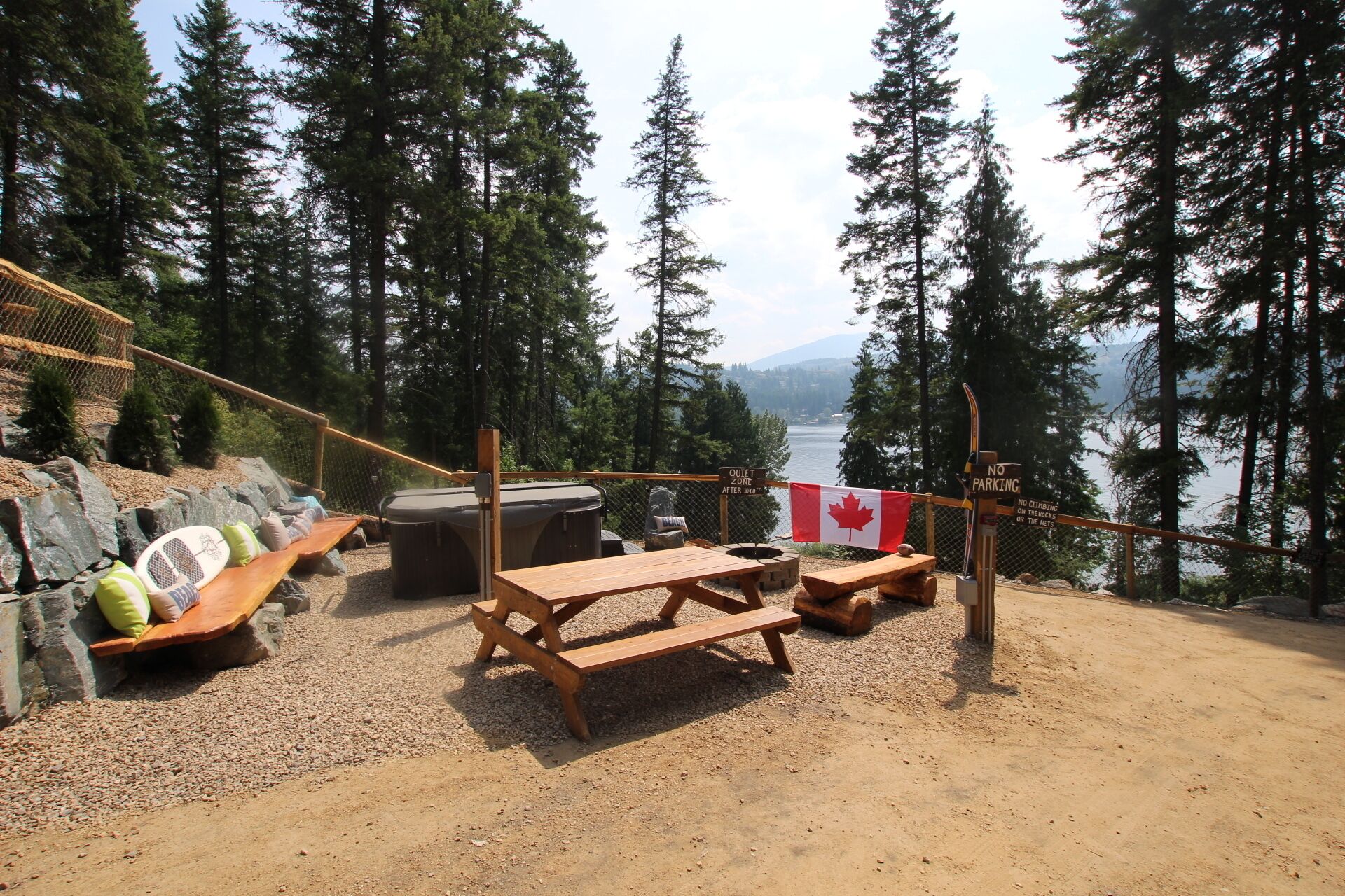 Top 11 Lake Cabin Rentals In British Columbia, Canada - Updated 2024 ...