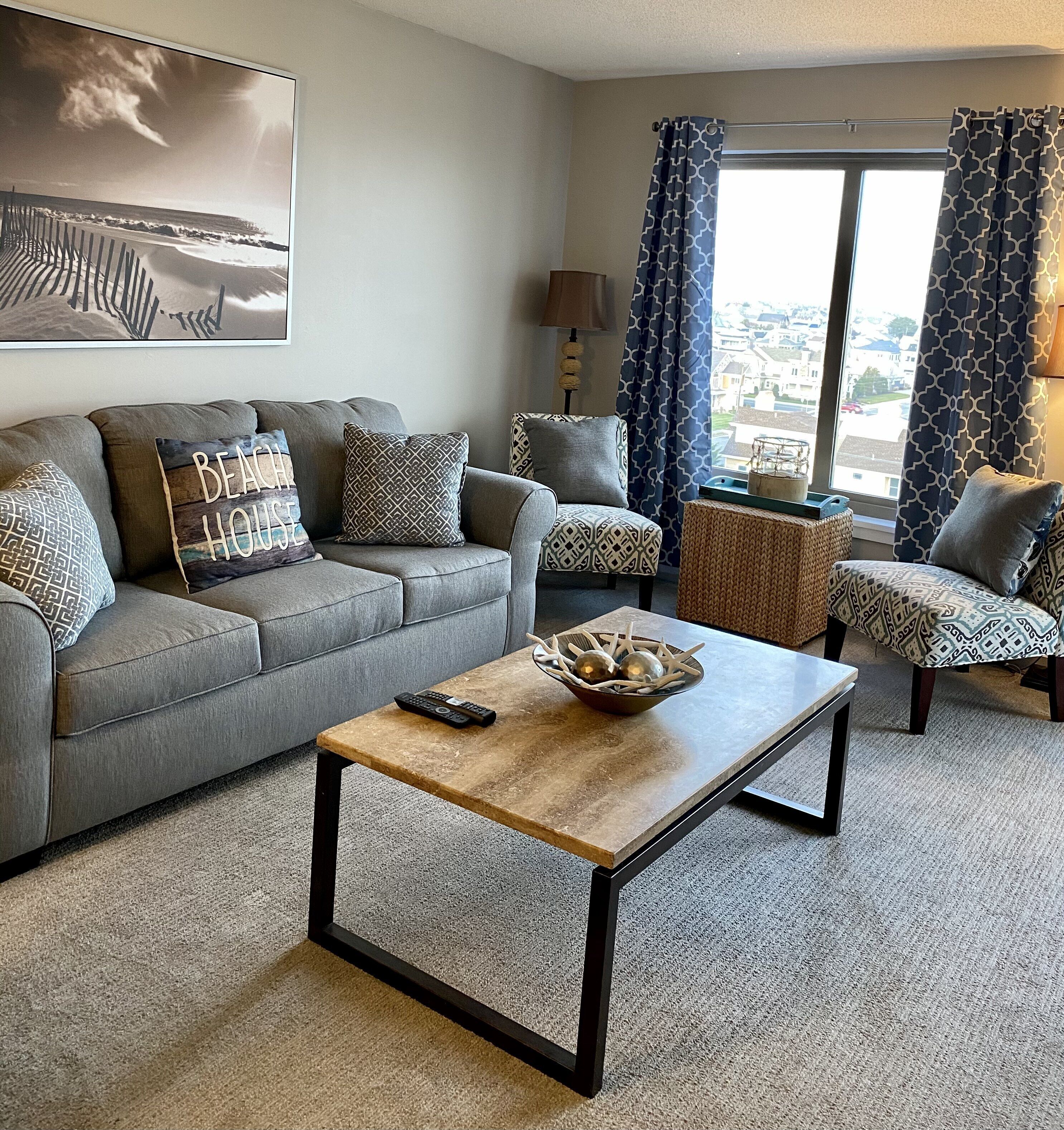 Oceanview Wildwood Crest Penthouse Level Condo, Heated Salt Water Pool - Wildwood, NJ
