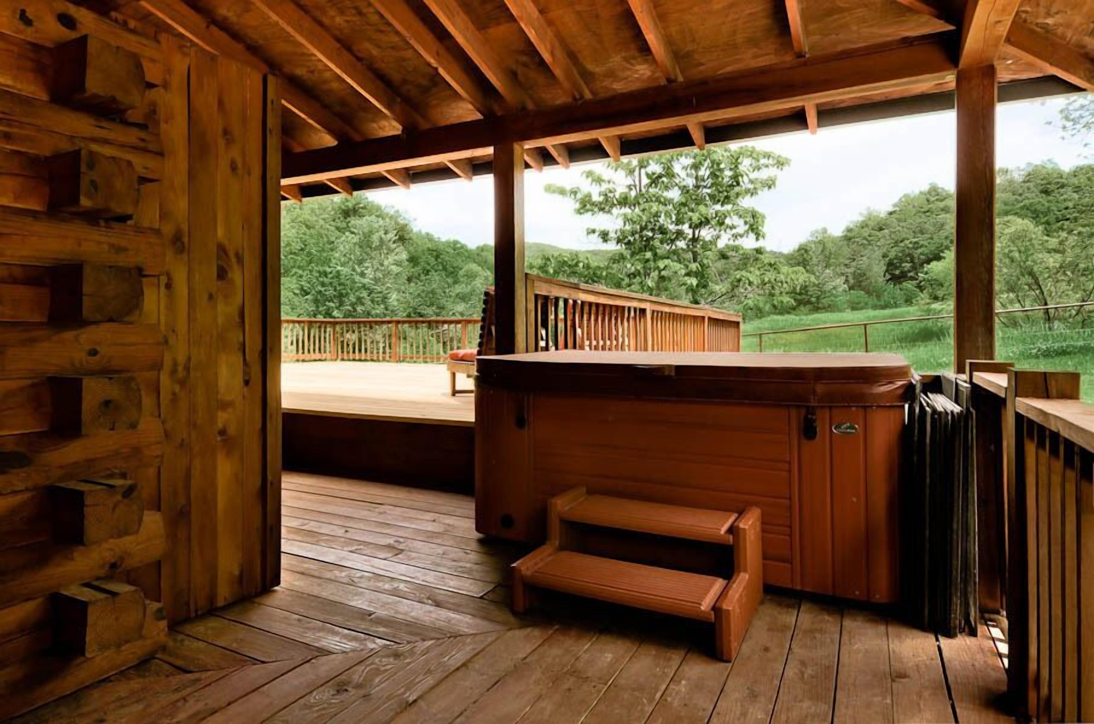 10 Best Cabins With Hot Tub In Ponca, Arkansas | Trip101