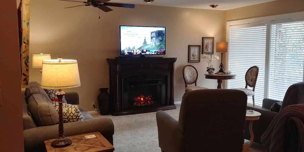 Beautiful Lake Desoto Townhouse - 阿肯色州