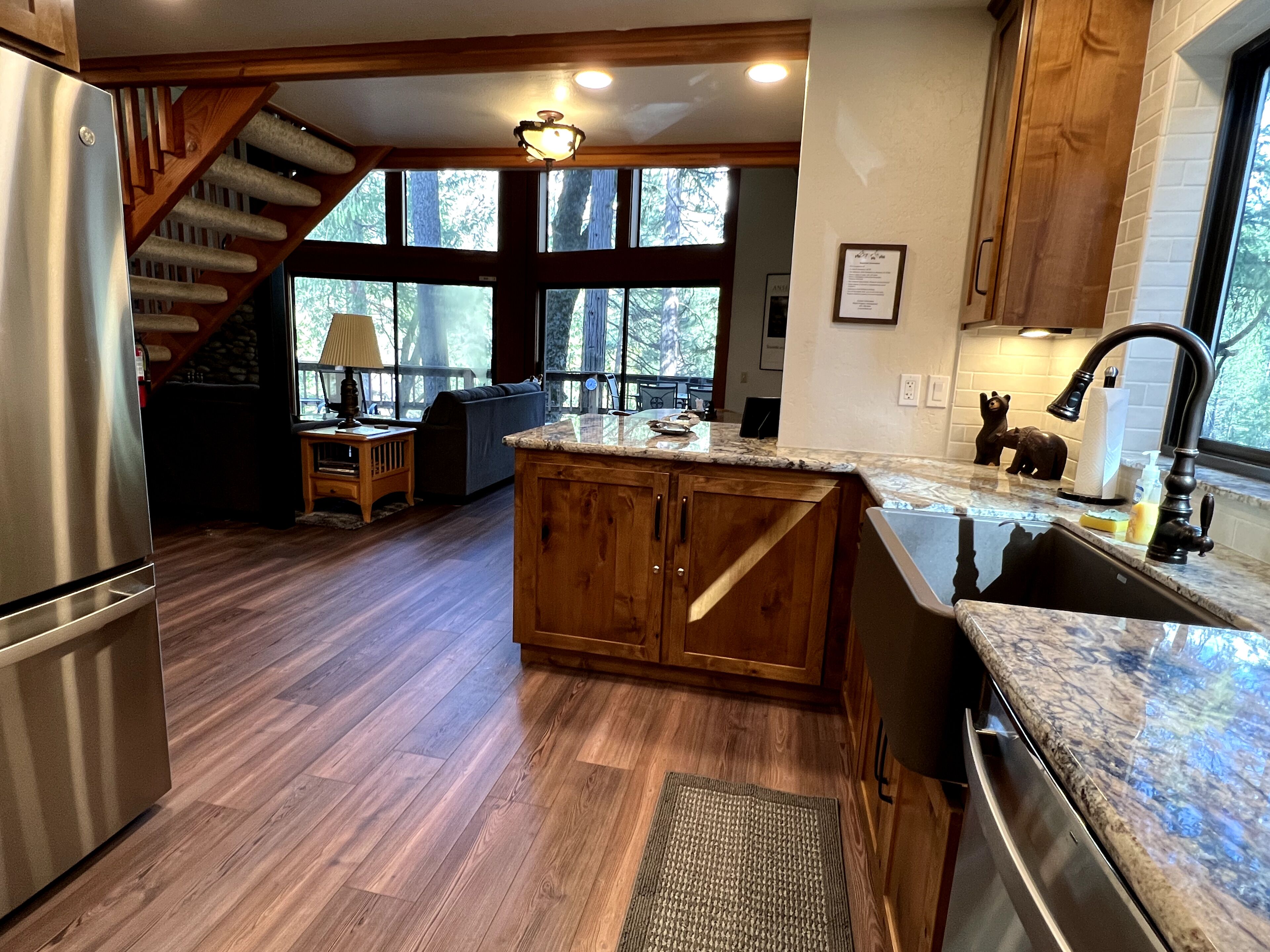 10 Cozy Cabin Rentals Near Yosemite National Park | TravelAwaits