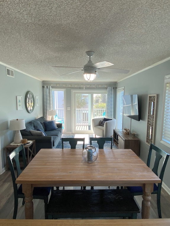 Pelican's Landing Myrtle Beach ~ 3 Br/2.5 Ba/sleeps 8 ~ Perfect For A Getaway! - Myrtle Beach, SC