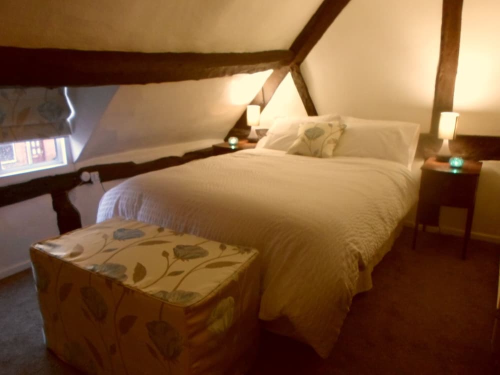 Charming Cozy Cottage Fully Updated Within Walking Distance Of Shops And Market - Evesham