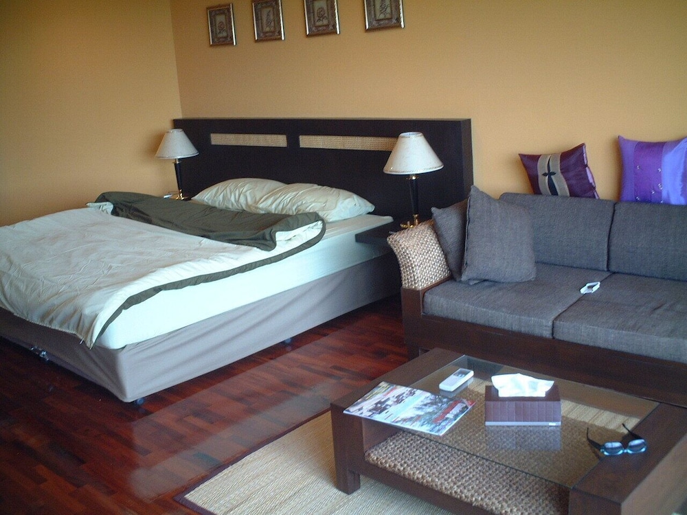 Beautiful View - Very Well-kept Area - Studio 60sqm For 1-2 People - Hua Hin