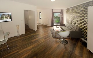 Apartamento luxo, 1 quarto, sacada | Individualmente decorados, individualmente mobiliados, escrivaninha