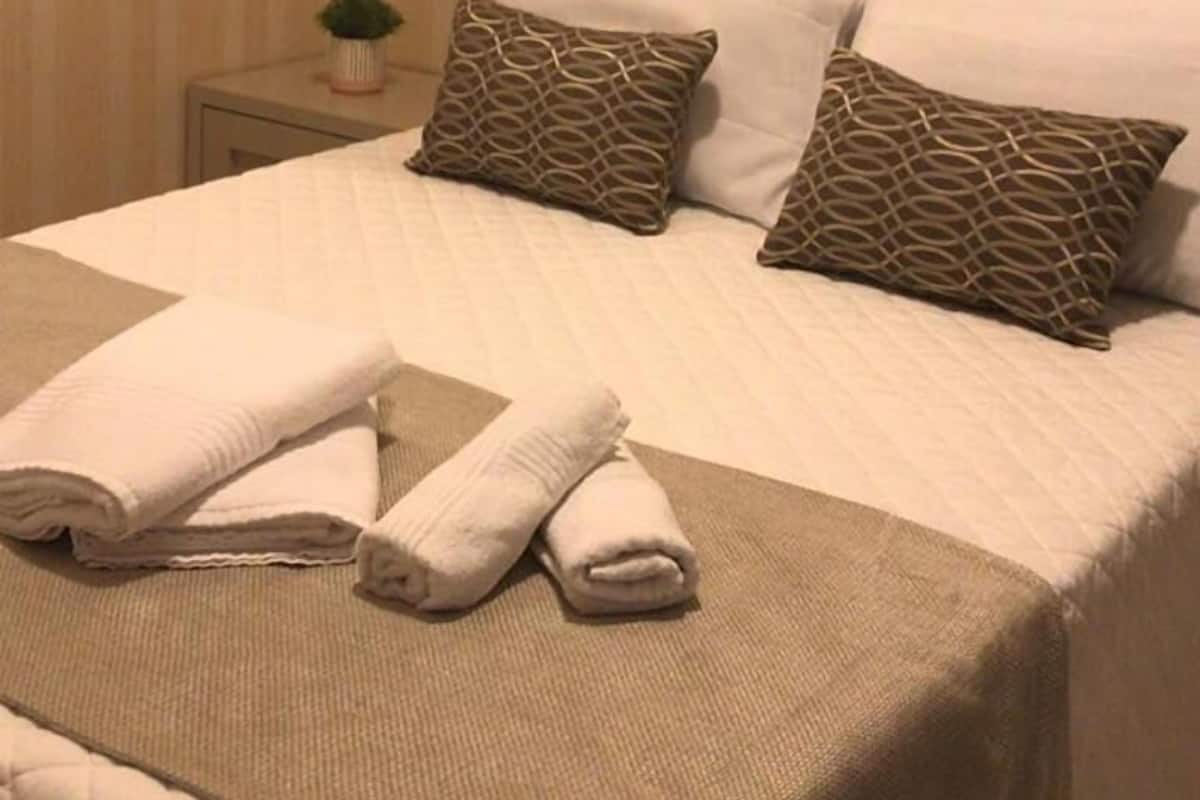 Minibar, cortinas/cortinados opacos, ferro/tábua de engomar