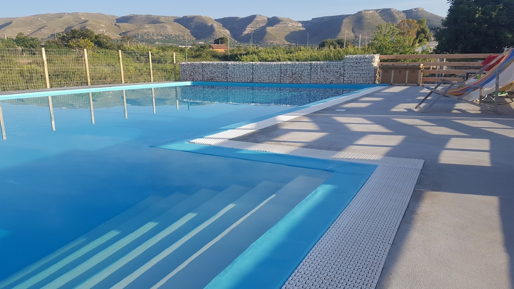 Villa Corradò 500m From The Sea .Pool, 6-7posti Cin It089002c2peruwyy - Avola