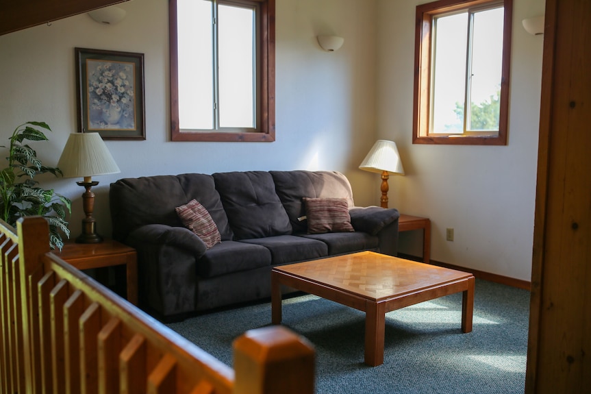 Lakeside Cabin With Hot Tub And Full Kitchen! Sleeps Up To 12 People. - Wisconsin