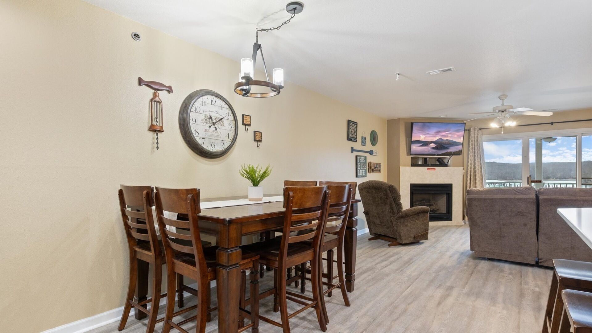 Parkview Bay 616 - Camdenton, MO