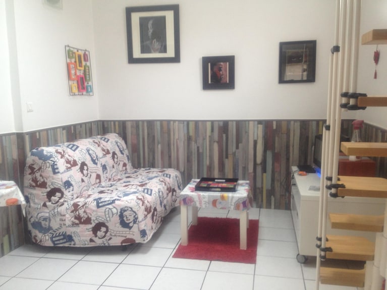 Studio Stijlvol En Ideale Behandeling Voor Vakantiegangers - Martigues