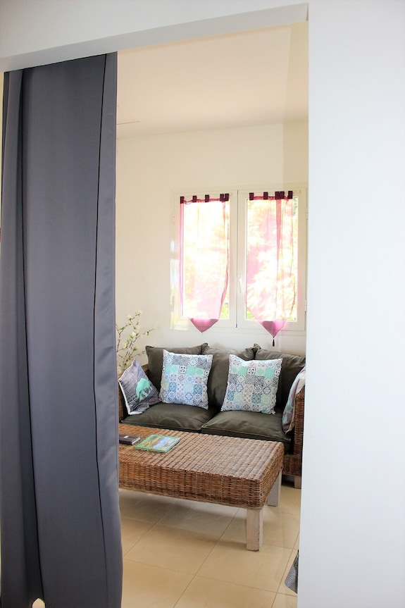 Charming Stage Ocean View, Near Lagoon, Pool, Garden Ideal Couple + Baby - Réunion