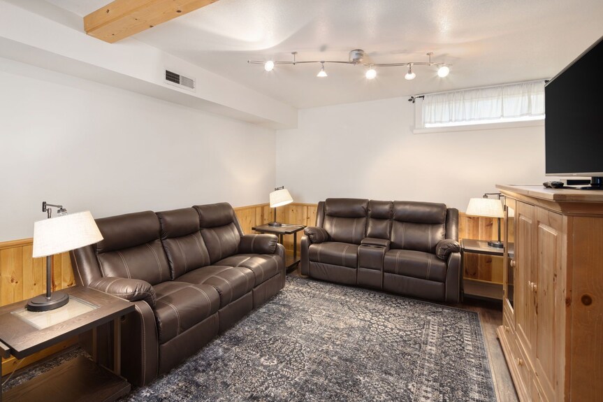 Gratis Shuttle Til Homewood Ski Resort * Wi-fi * Hdtv * Hot Tub * Indhegnet Baggård * - 타호 호