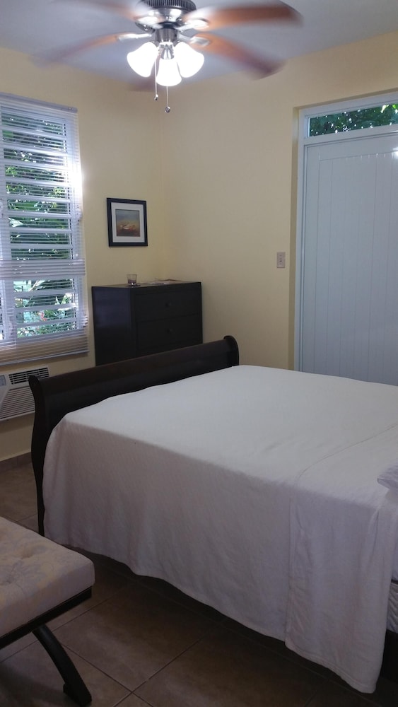 Waveview - Rincon Apartment Rentals: Puntas 1 Br Condo W/ Ocean View - Aguada