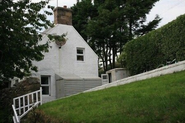 Comfortable Self-catering Cottage In Scotland's North-west Highlands - Lochinver