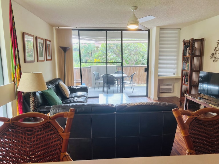 En La Ciudad, Vista Al Mar, A Pasos De La Playa, Tiendas, Restaurantes Y Bares! - Kailua-Kona, HI