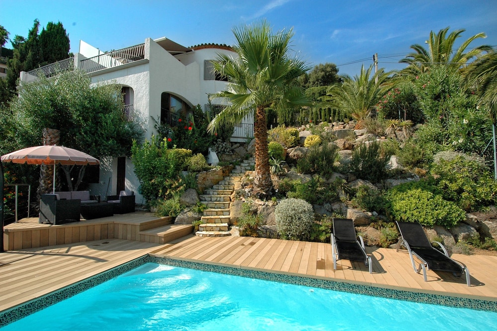 Villa Familiale Paisible Avec Piscine Privée Et Une Vue Magnifique, Nr. Centre Calonge - Sant Feliu de Guíxols