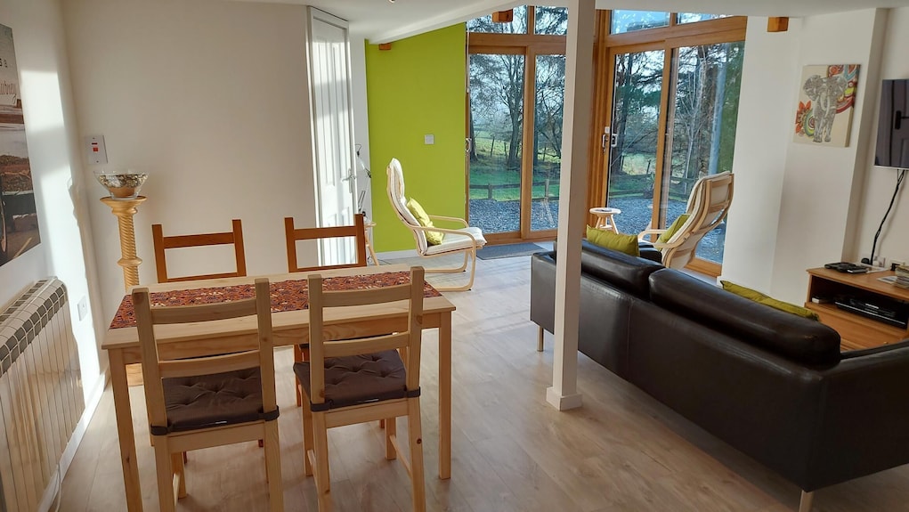 A Quirky, Modern Converted Barn, Quiet Rural Setting With Easy Access To Kendal - Lancashire