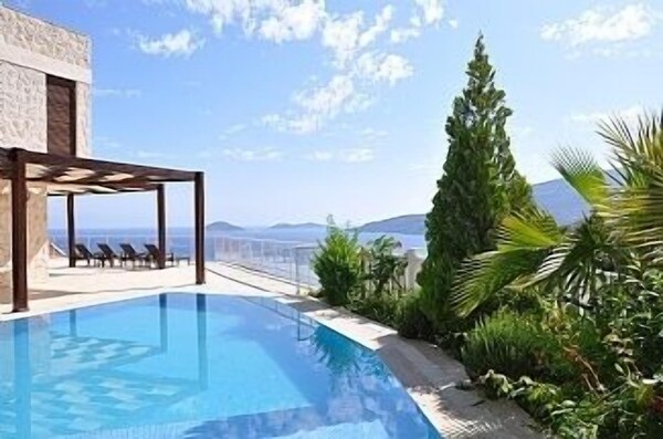 Beautiful Luxury Villa With Private Pool And Magnificent Sea Views - Kalkan