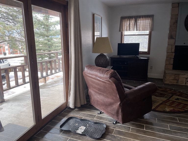 Dos Bloques Fáciles Para Esquiar Pistas Y / O Parque De Bicicletas - Angel Fire, NM