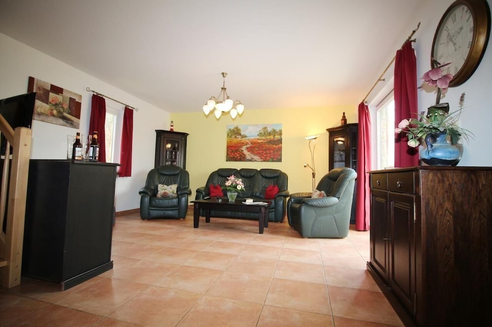 Ferienhaus Fuhlendorf Für 1 - 8 Personen Mit 3 Schlafzimmern - Ferienhaus - Zingst