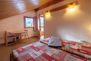 Apartamento | Wi-Fi, roupa de cama