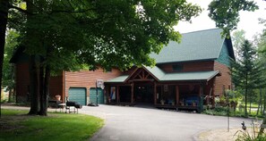 Charming Lake Lodge / Private Bar 5500 Acre Woman Lake Chain, Include ...