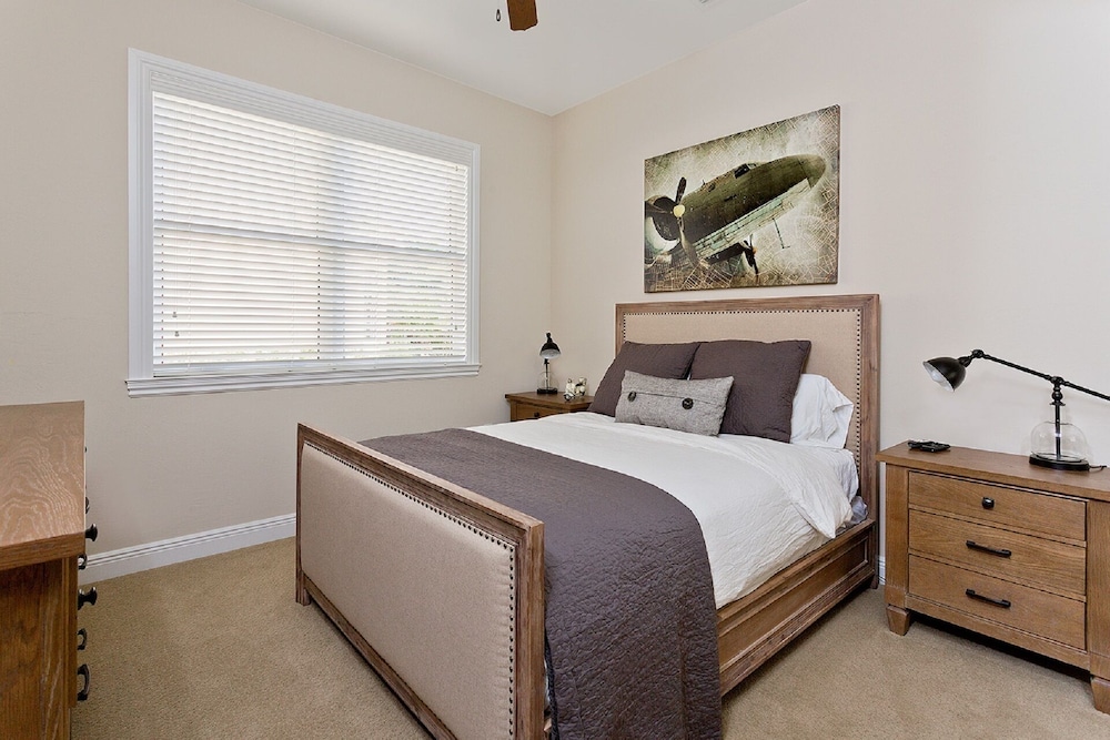 Pompano Villa Nueva Close 2 Beach Exceptional Newer Construction Little Palace - Pompano Beach, FL
