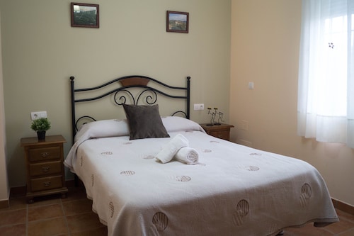 Casa Los Olivos Para 8 Personas - Álora
