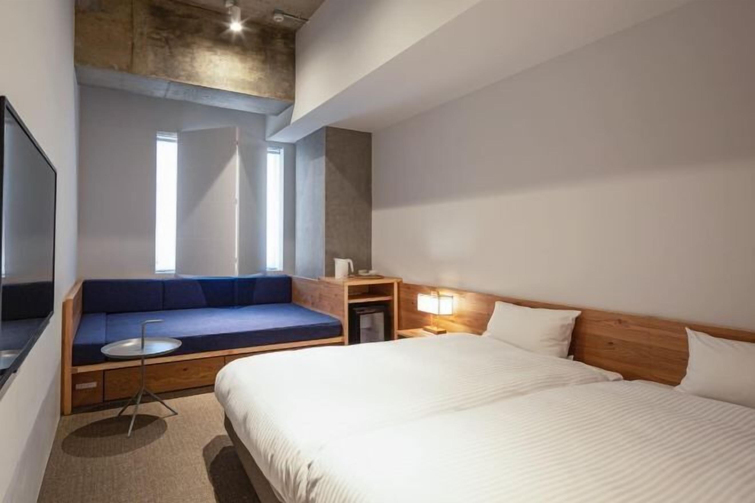 Edredons de pluma, Wi-Fi de cortesia, roupa de cama