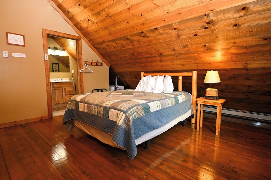 New 1 Bedroom Lake Cabin With Free Resort Amenities - Bemidji, MN