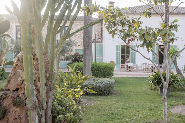 Curolla Petit Hotel - Baléares