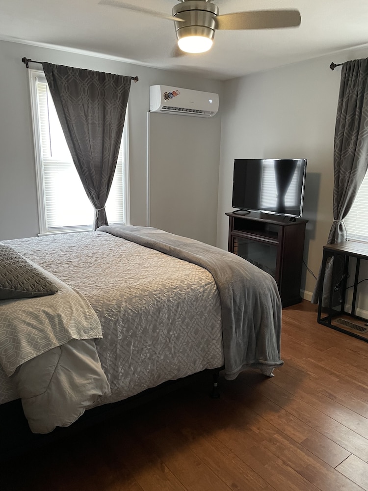 Una Habitación, Un Baño En Un Vecindario Muy Agradable Y Tranquilo - Hickory, NC
