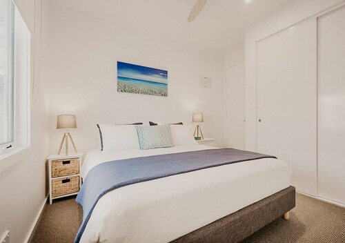 Glen Mor Heated Pool Retreat - Rye