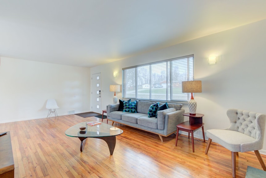 Mid Mod Inspired - Wsu, Wpaf Base, Soin Med Center - Beavercreek, OH