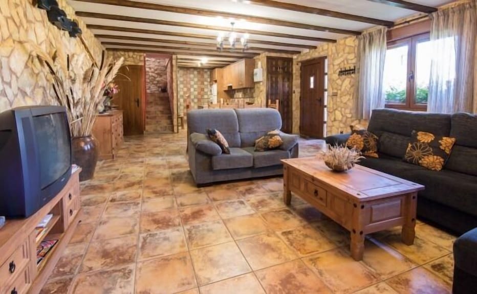 Casa Rural (Alquiler íNtegro) Castillo Eugenio Para 6 Perso - Castrojeriz