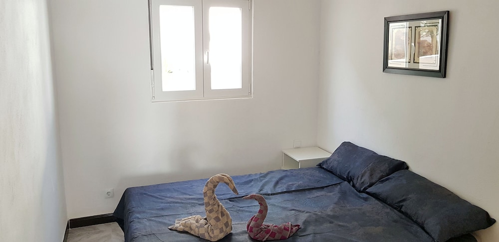 Casa Roja (6)- Holiday Home Quiet Complex, Salt Water Pool, Boule, Centre Tias - Lanzarote