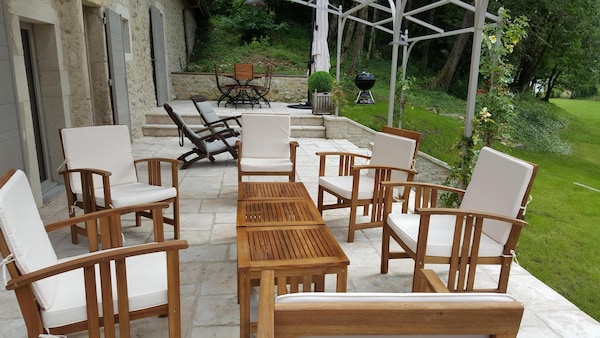 Les Fermes De Chatillon , Les Pieds Dans L Eau - Rumilly