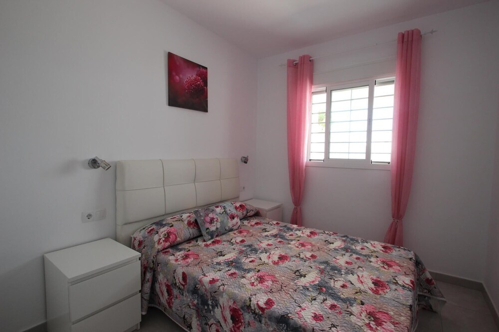 Stadtnah, Kindersicherer Pool Für Den Perfekten Familienurlaub, Wlan, Klimaanlage - Casa Chaparro 2 - - Conil de la Frontera
