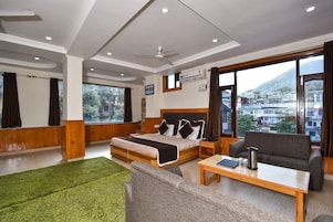 Family suite Ac | Vista para a rua