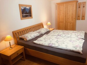 Apartamento (FeWo Fernsicht) | Berços/camas para crianças, camas desdobráveis, Wi-fi grátis