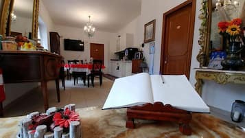 Entrada (vista interior)