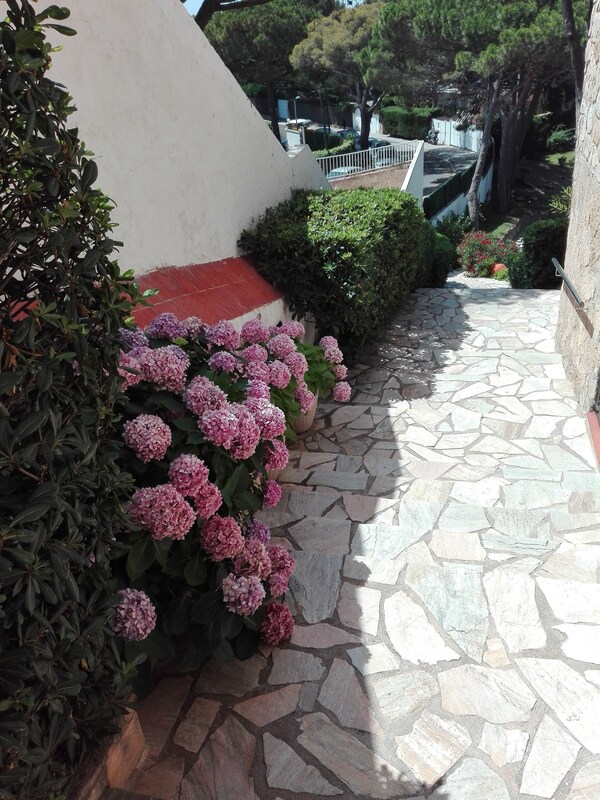 Suitable With Parking, Swimming Pool, Views And Private Access To The Sea. - Sant Feliu de Guíxols
