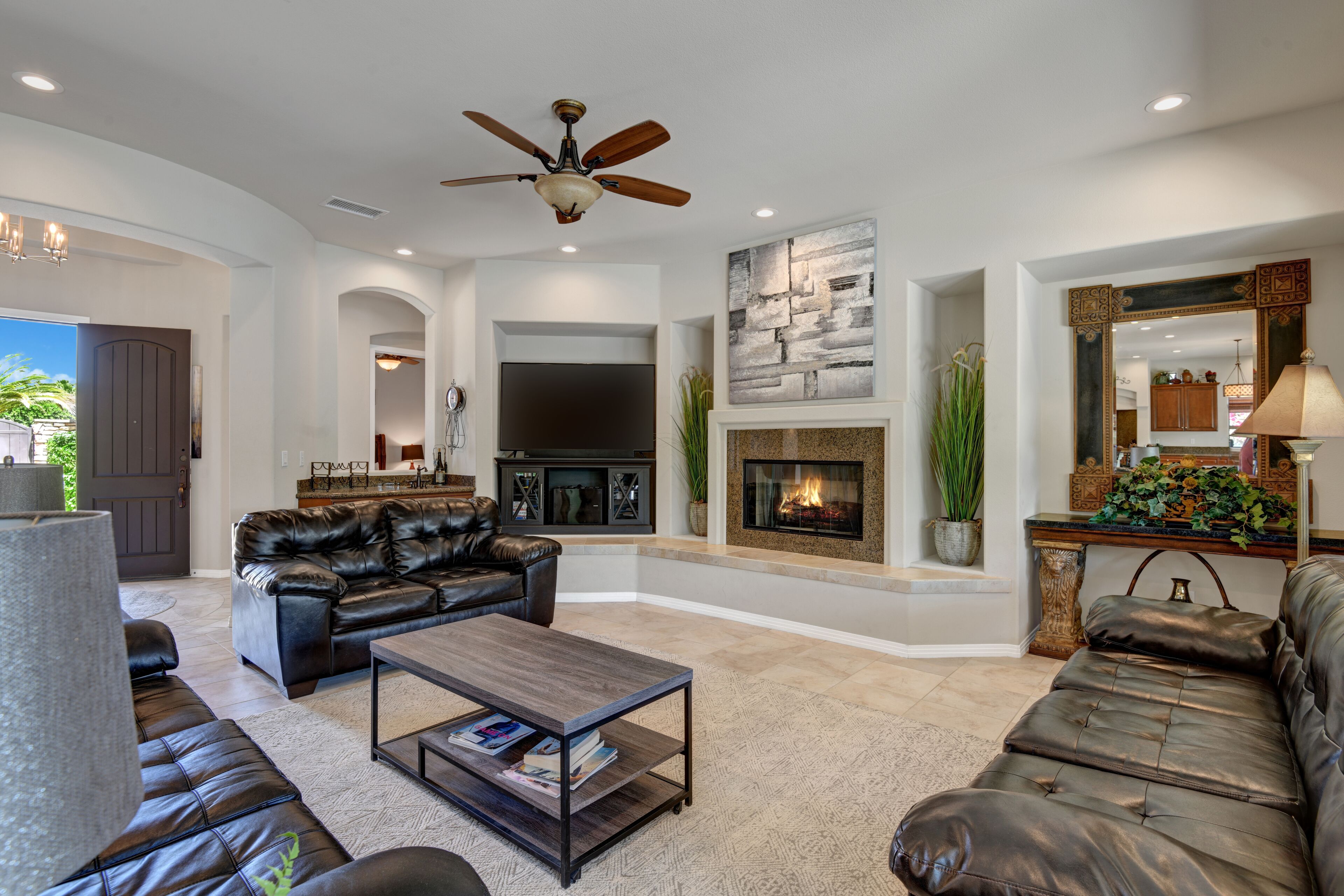 Καλοκαιρινές εκπτώσεις στο στυλ Resort Home με ιδιωτική πισίνα (Sleeps 10) - Palm Desert, CA