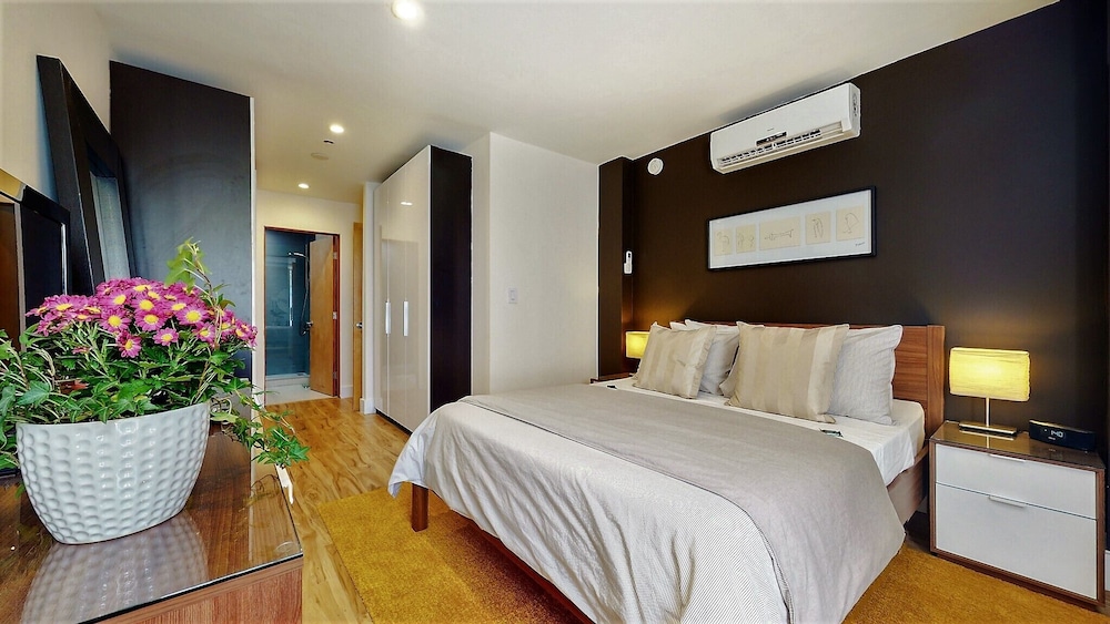 Centrally Located Modern Luxury, Walking Distance To Ucla, Westwood - Los Angeles, CA