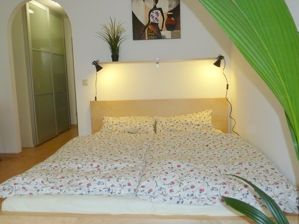 Apartamento Con Estilo Brillante, Muy Convenientemente. Metro A La Vuelta De La Esquina. Internet - Múnich