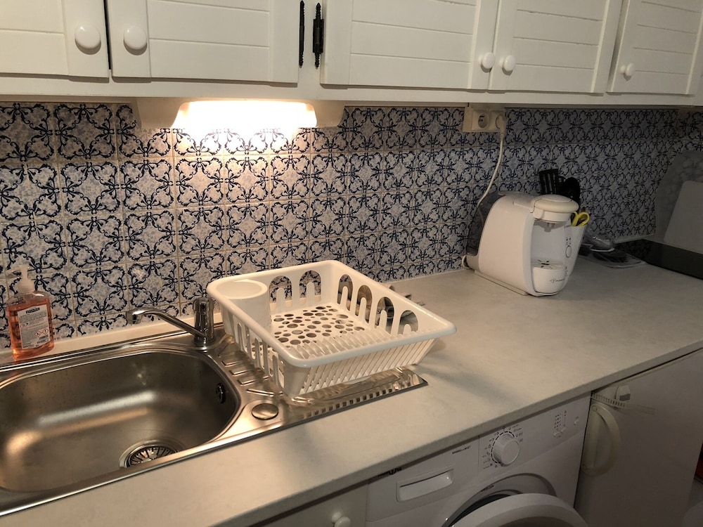 Studio Avec Belle Terrasse Dans Résidence Calme - Balaruc-le-Vieux
