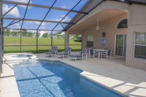 Casa, 4 quartos | Piscina interior | Piscina exterior 