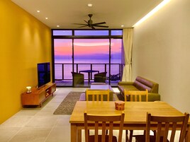 Condo premium, 2 quartos, vista para o oceano (Relax Suite,3F [O]) | Parte interna