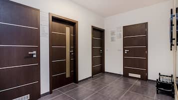 Apartamento luxo | Entrada (vista interna)